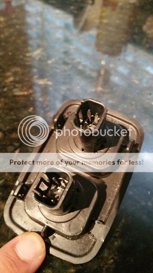 need photo of 3rd row switch wires | Cadillac Owners Forum